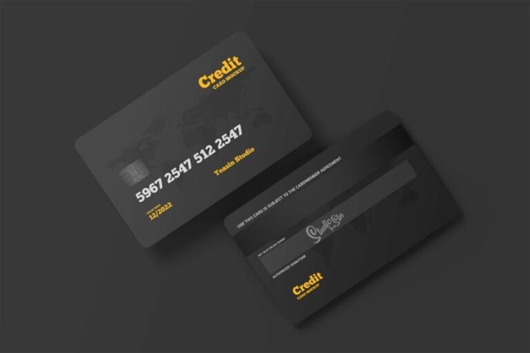 Credit Card Mockup in 4 Views